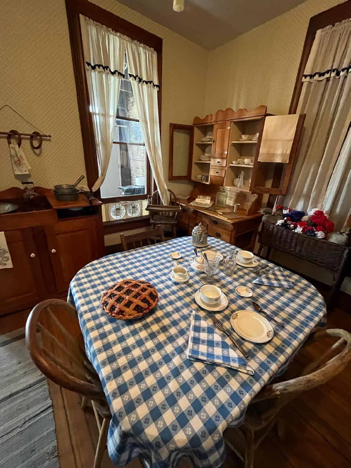 Ronald Reagan Birthplace - Young America's Foundation
